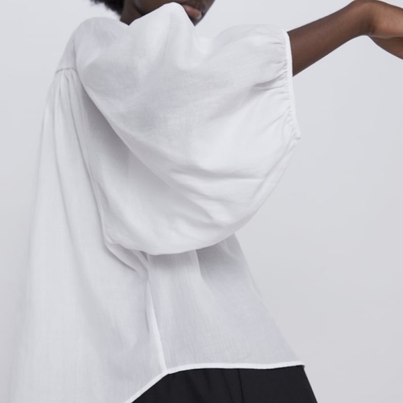 Zara Tops Zara White Cotton Blouse With Ruching Poshmark